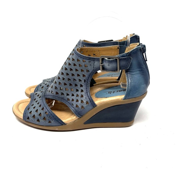 Earth | Shoes | Earth Sandals | Poshmark
